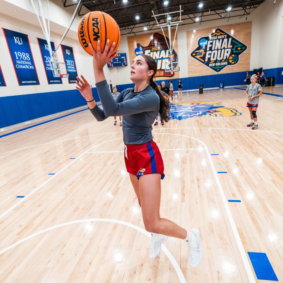 Evans brings versatile skill set to revamped KU roster - KU Sports